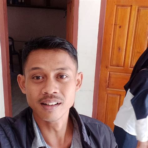 Alat Pemetik Buah A N E Hits