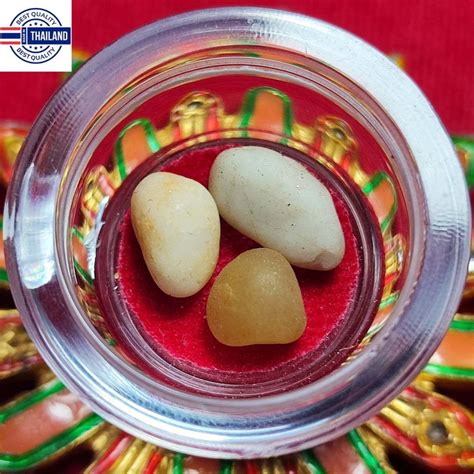 1ศิลาน้ำ คุณแม่แม่ชี ุญเรือน โตงุญเติม ศักดิ์สิทธิ์แม่น้ำโขง องค์ขนาด 0 7 1เซนจำนวน 3 องค์ มี