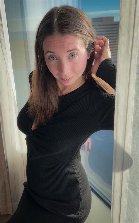 Would You Hit On Me At A Wedding R Freckledgirls