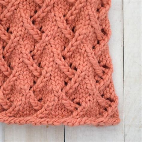 How To Knit The Zig Zag Stitch In The Round