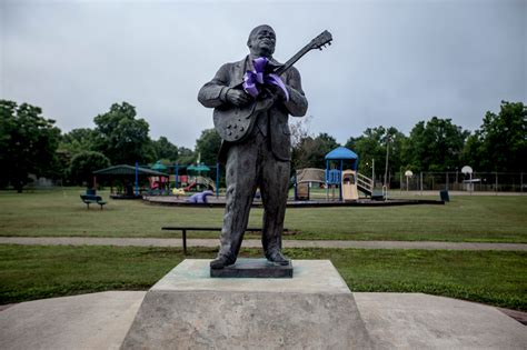 Bb King Returns To A Mississippi Home And Its Warm Embrace The New