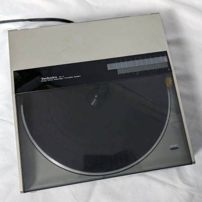 Technics SL Fully Automatic Direct Drive Turntable W Reverb