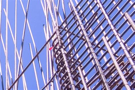 Stal w budownictwie - stal konstrukcyjna, zbrojeniowa, nierdzewna