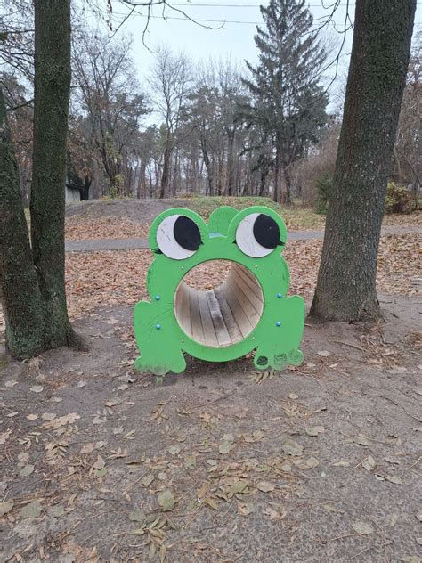 И я отмечусь мною сфотканой когда то жабой It Is Wednesday My Dudes