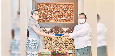 ပြည်ထောင်စုဝန်ကြီး ဦးဝဏ္ဏမောင်လွင်ထံ ကုလသမဂ္ဂစားနပ်ရိက္ခာနှင့်စိုက်ပ