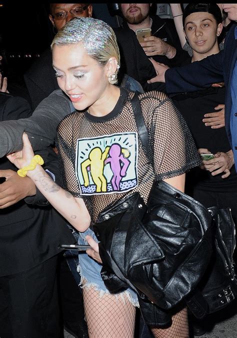 Miley Cyrus Will Inspire You To Finally Embrace The Glitter Roots Trend