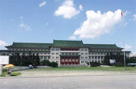 长春地质宫博物馆（又名吉林大学博物馆），始建于1952年地质宫博物馆博物馆吉林大学长春科普厅新浪新闻