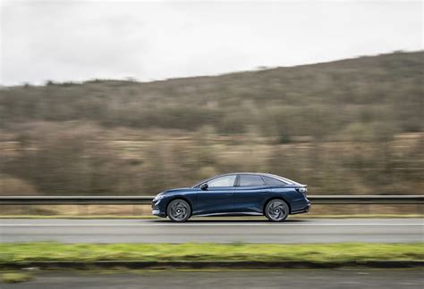 Photos Volkswagen Id7 77 Kwh En Quête De Sex à Pile Moniteur