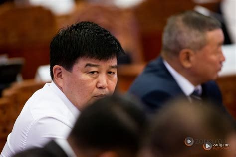 Х Болорчулуун Энэ жил өвөлжилт хүндрэх учраас малыг амьдаар нь гаргах асуудал яригдаж байгаа