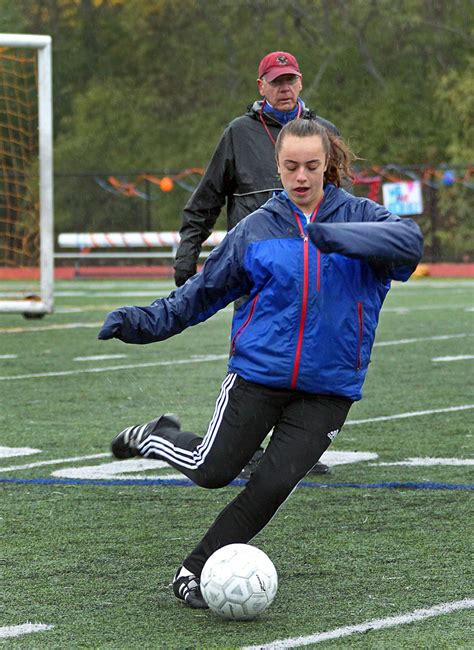 Corner Kicks Banner Season For Newton South Girls Boston Herald