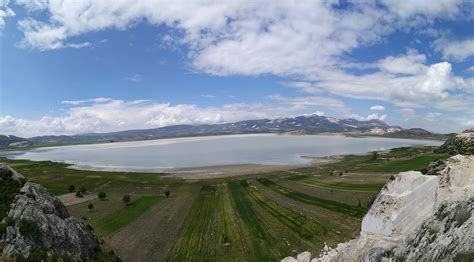 Yarışlı Lake