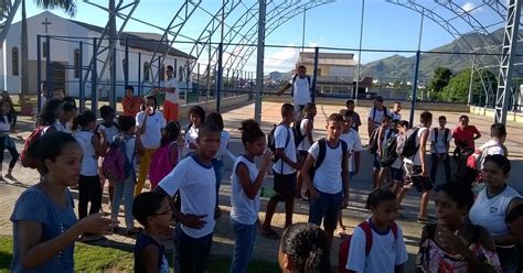 G1 Estudantes Protestam Por Melhorias Em Escola Na Serra Es