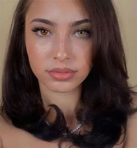 Ash Kaash [model] Wiki Zodiac Sign Height Weight And More