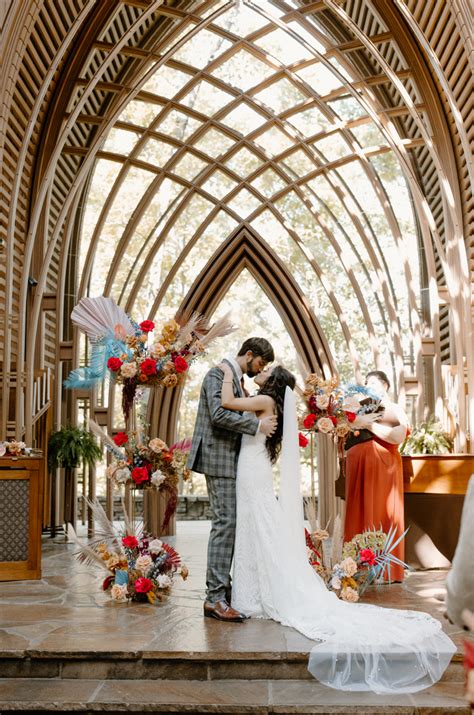 Mildred B Cooper Chapel Wedding Was Full Of Bold Colors