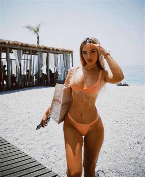 Çfarë bën pasi kryen seks Vajza e ish deputetes së PD së flet për jetën private Jam e