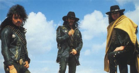 최초의 헤비메탈 펑크 록 크로스오버 밴드