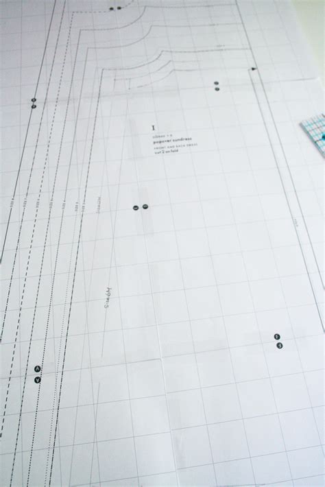 My Babe Girl S Closet Tutorial Grading A Pattern Version 1