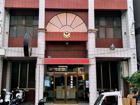 多日徘徊超商張望 北興警助婦人和家人相聚