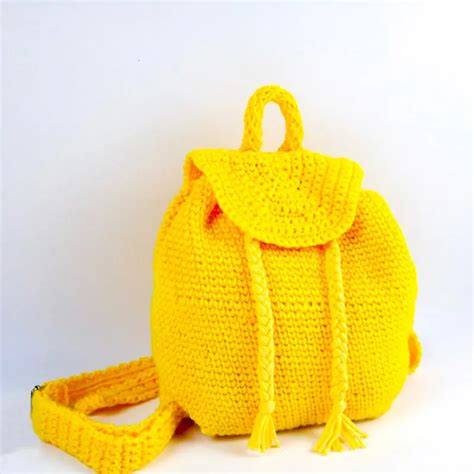 23 Free Crochet Backpack Patterns • Made From Yarn