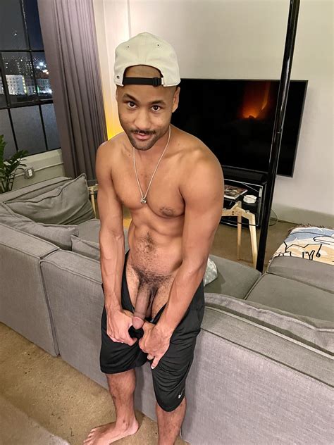 Model Of The Day Xavier Zane Daily Squirt