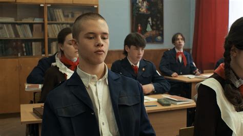 Эпизод 3 Слово пацана Кровь на асфальте 3 серия S01e03