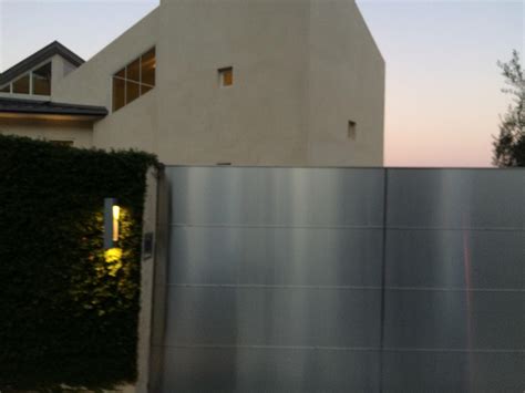 J Street Inn In San Diego Ca Reviews Hours And Contact Details
