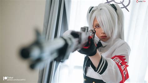 Tokar Laurus Cosplay Shiromi Iori Blue Archive Photos