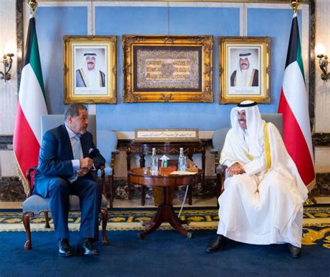 النواف يستقبل مبعوث الرئيس الفلسطيني