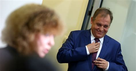 Ситуацията е тревожна ВСС ще обсъди сигнала срещу Гешев той E