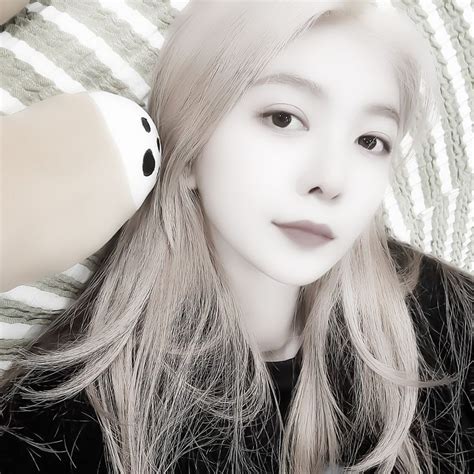 ᛃ𝐉 ⋮ 𝐉 𝐎̸ 𝐍 𝟑╯