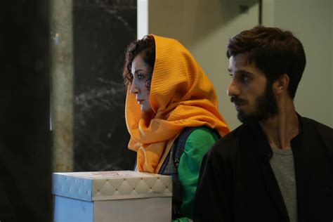 جایزه بهترین فیلم، بهترین کارگردانی، و بهترین ایده پردازی دهمین دوره المپیاد فیلم یونان برای