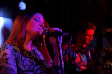 Chloë Beth Rogers Singer And Songwriter United Kingdom