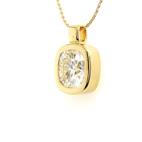 Forever Brilliant Moissanite Pendant Necklace
