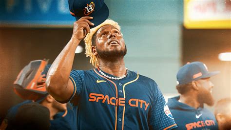 Ronel Blanco Is Named The Al Player Of The Week 04 08 2024