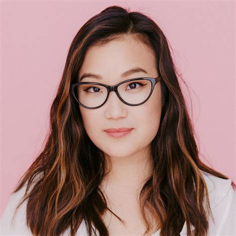 A Visual Guide To Finding The Perfect Pair Of Glasses For Your Face Shape Face Shapes Glasses