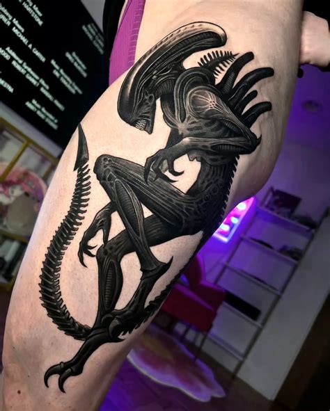 14 Unique Alien Tattoo Ideas For Bold Expression