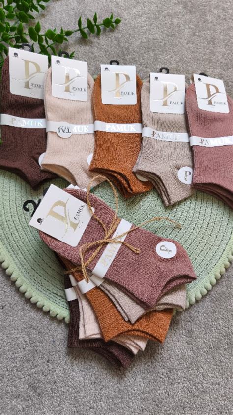 ‎جاجورابی🧦‎ ‎🧦 جوراب‌هات همیشه مرتب باشن 🌟 گوله کردن جوراب‌ها نه تنها جا می‌گیره، بلکه باعث