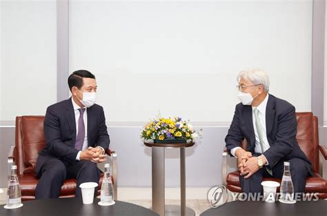 삼성전자 라오스 부총리와 면담 연합뉴스