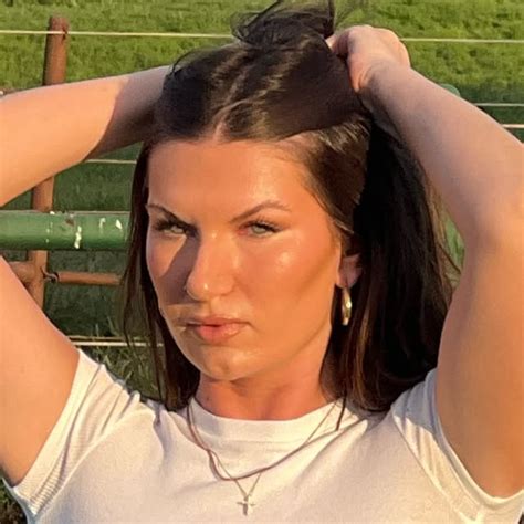 Victoria Malone Victoriacmalone • Threads Say More