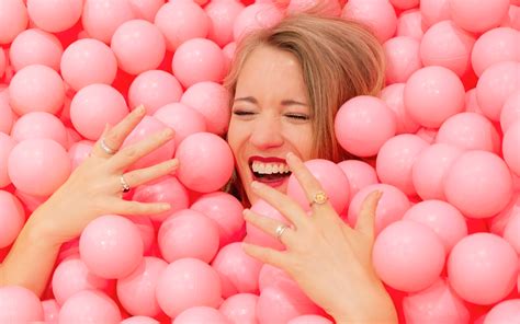 Bubble Planet Abu Dhabi Tickets Vip Vr Ervaring Wacht Op Je