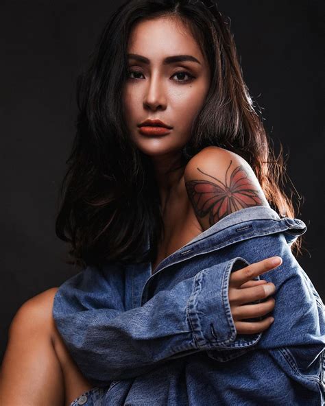 N Rapper I Loan Ho Ng Lo N V B L B Ng Sex Voz