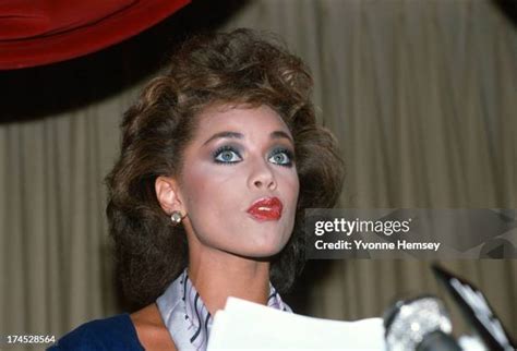 239 Vanessa Williams Miss America Photos And High Res Pictures Getty Images