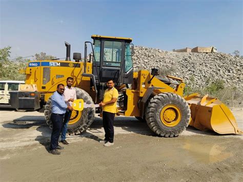 ranvijay singh on linkedin caterpillar wheelloaders sem656d hindustan hm2021e gainwell tipl…