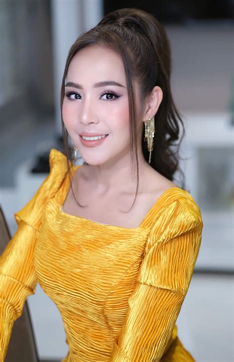 ញាក់របស់គេ កែវ ចាន់និមល ខំតែងខ្លួនឡើងស្អាតចង់ដូចបវរកញ្ញា Khmerload