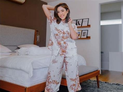 Penyebar Video Mesum Mirip Gisella Anastasia Dikejar Polisi Tagar