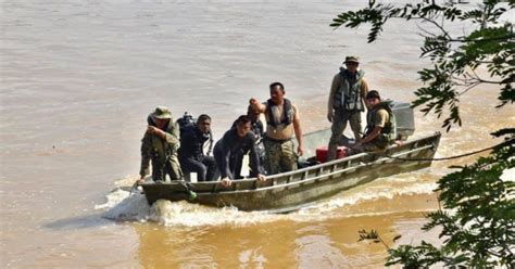 Hishammuddin Harap Lans Koperal Mohammad Azrin Ditemui Selamat Berita