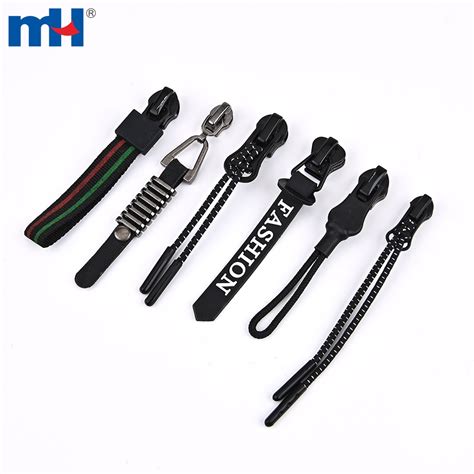 Zipper Puller Of Variou Sizes And Styles At Wholesale Prices