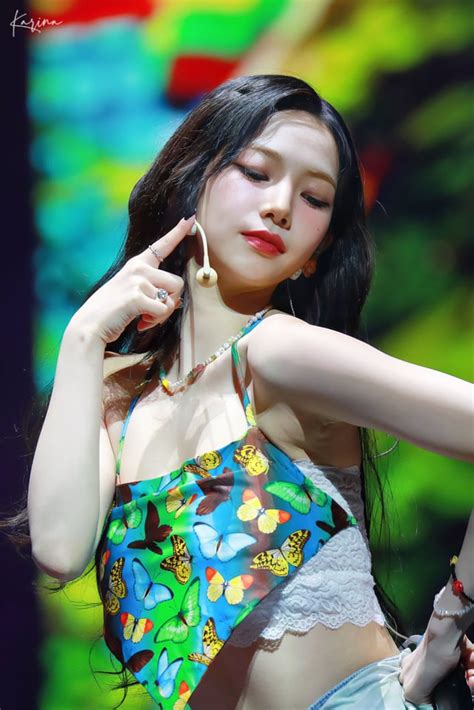 221016 Karina R Yoojimin