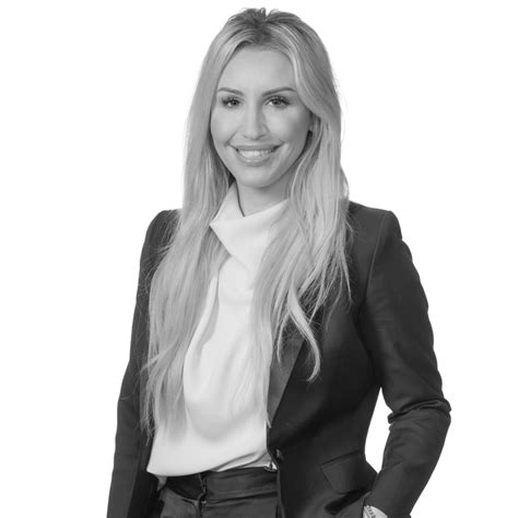 Anja Jauregui Senior Director Jll Linkedin