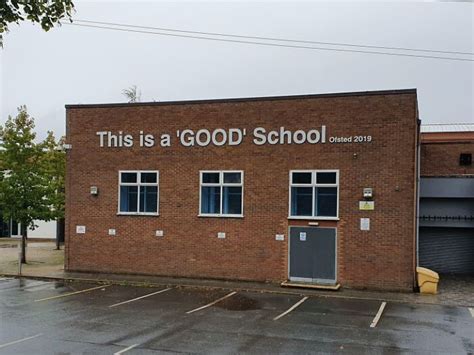 15 Funny Quotation Mark Fails